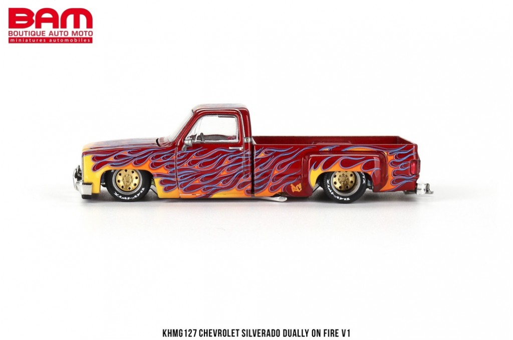 MINI GT KHMG127 CHEVROLET Silverado Dually on fire V1 1980 1/64 ...